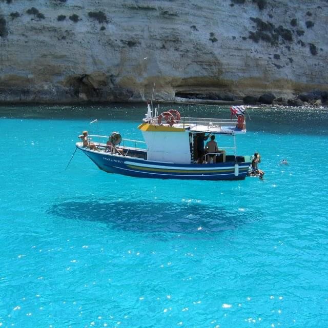 Floating Boat Illusion